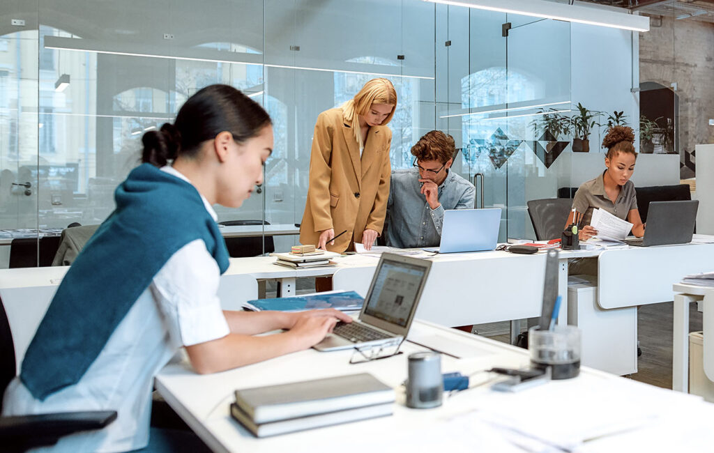Cyberloafing: A Needed Break or Slacking Off? - Prevue HR
